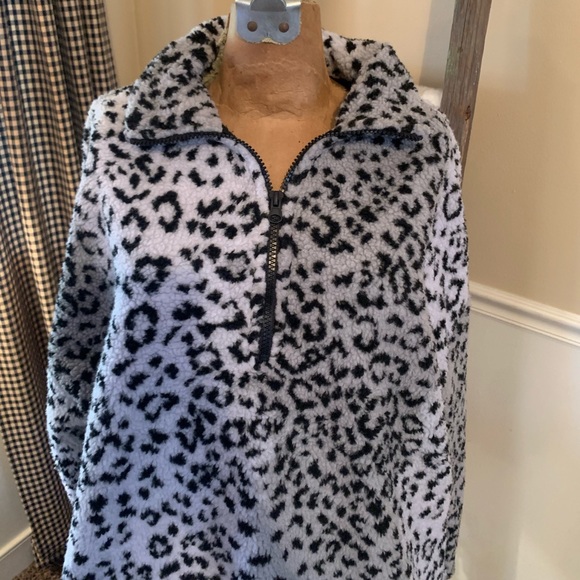 Katydid | Tops | Vintage Zip Up Cheetah Print Sweatshirt | Poshmark